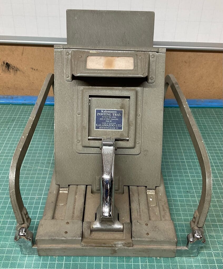 THB9542 index card filing system Kalamazoo posting tray desk top grey ...